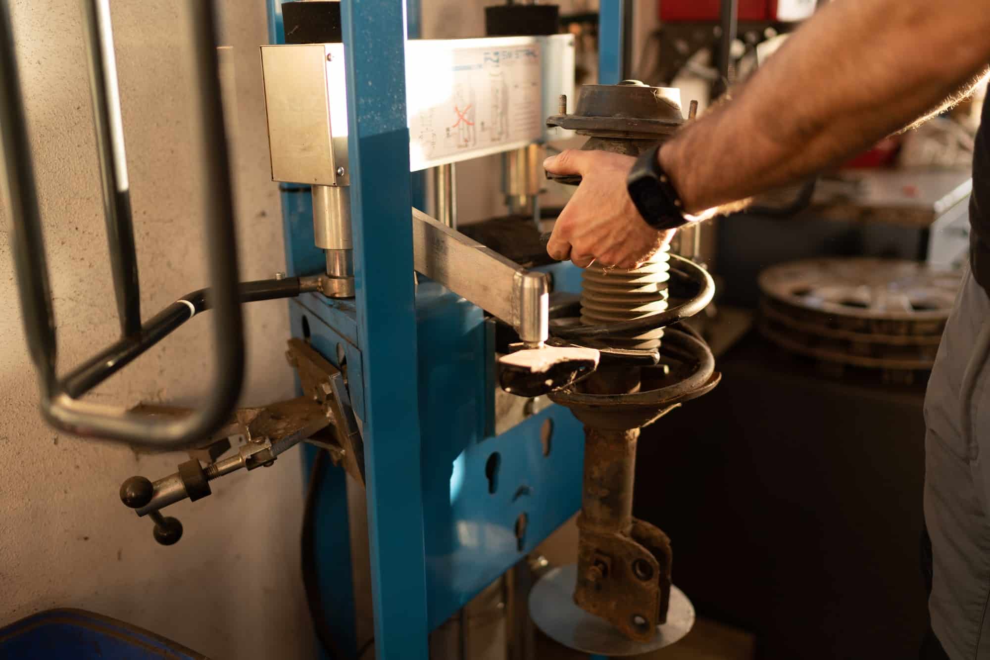 Officina Meccanica - Meccanico Torino Sud